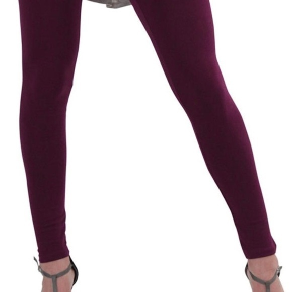 Hue Pants And Jumpsuits Hue Maroon Leggings Sz Sm New Poshmark